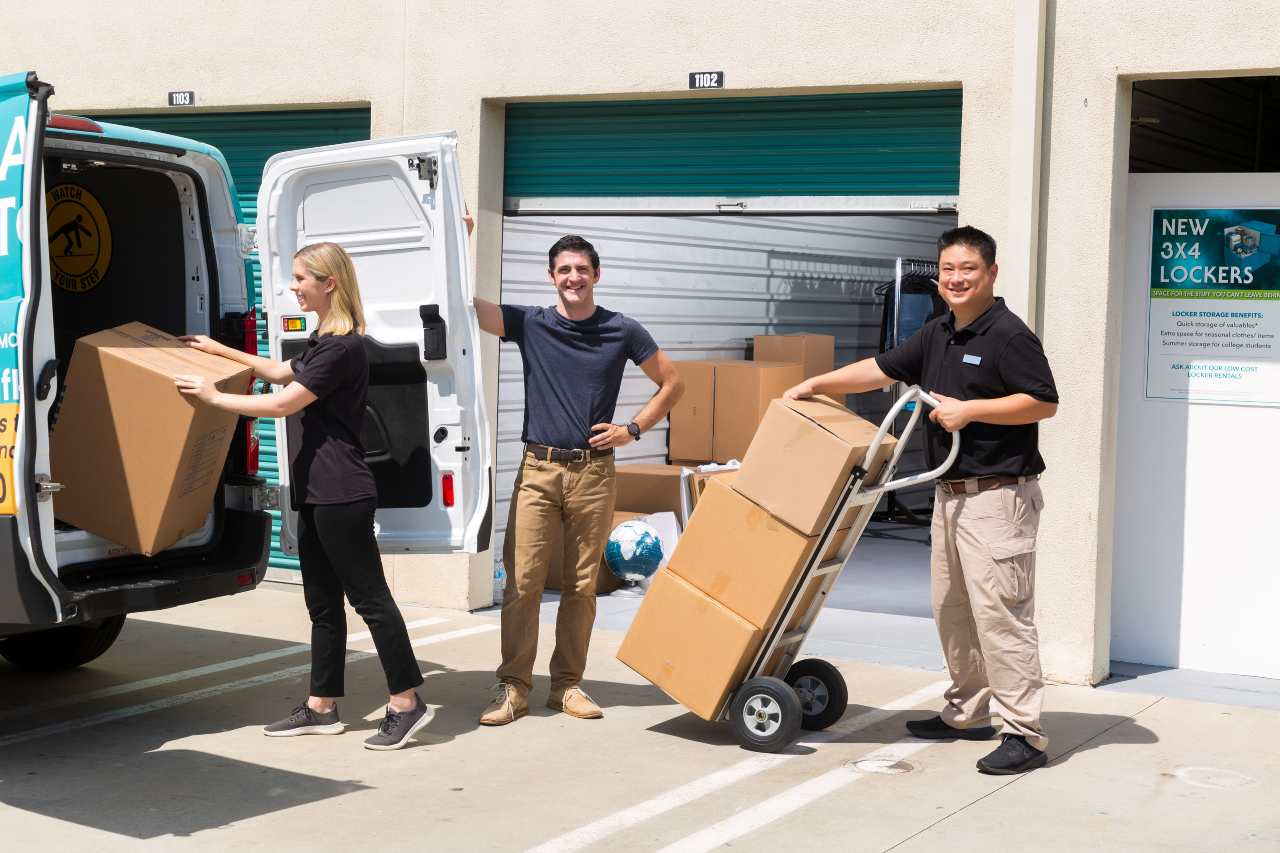 Move In Help from Saf Keep Storage